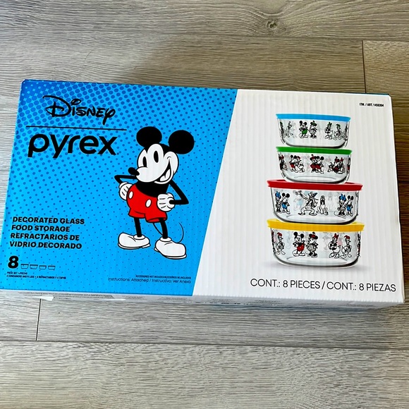 Pyrex | Kitchen | Nib Disney Pyrex 8piece Decorated Food Storage | Poshmark